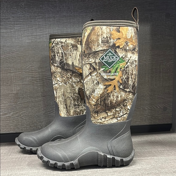 Muck | Shoes | Muck Boot Company Box | Poshmark